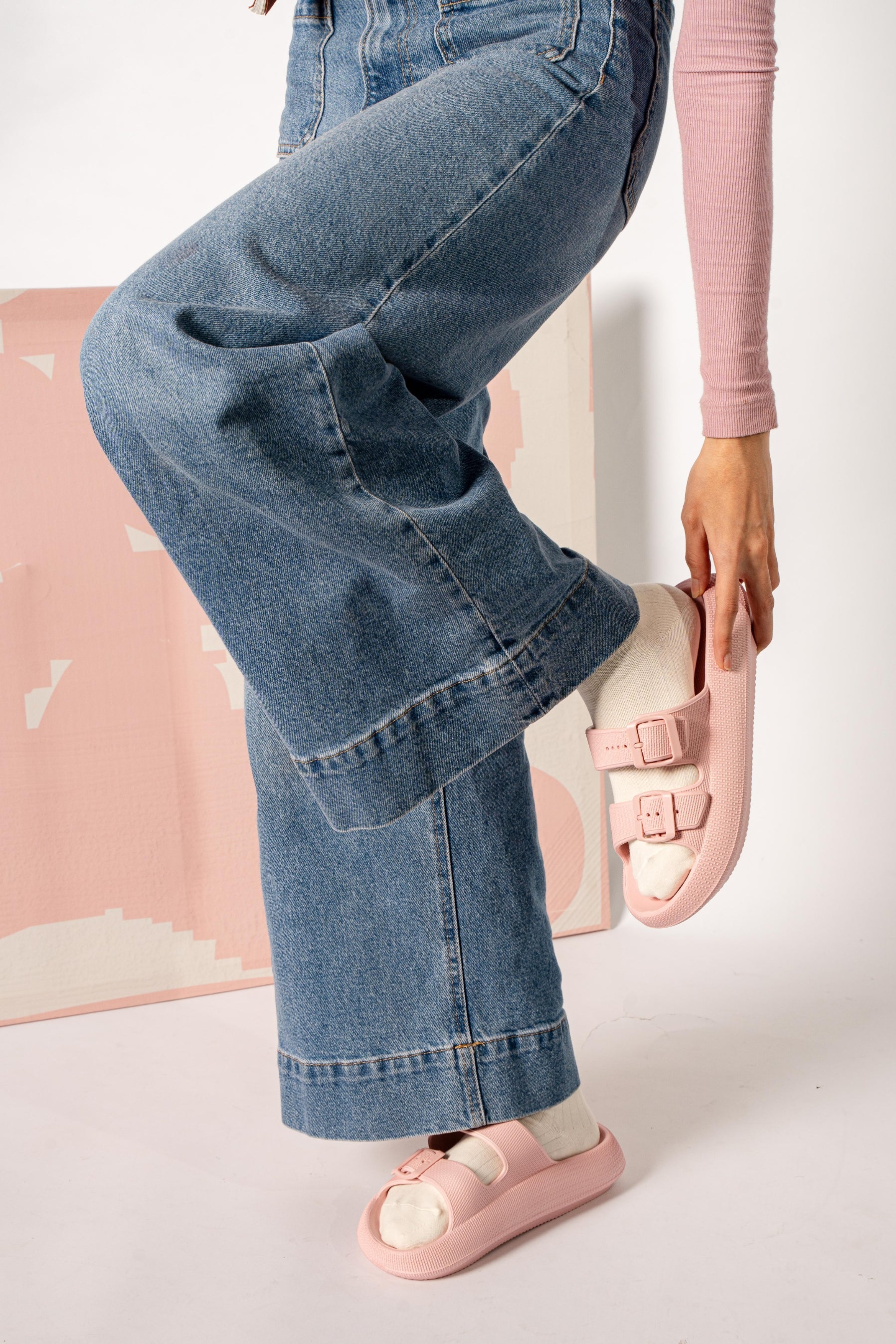 MAXY Slipper | Designed to provide relief from foot pain and fatigue ...